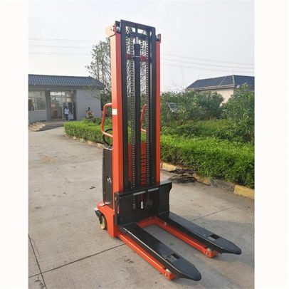 Semi-electric Stacker - Henan Eleclift Machinery Co., Ltd.